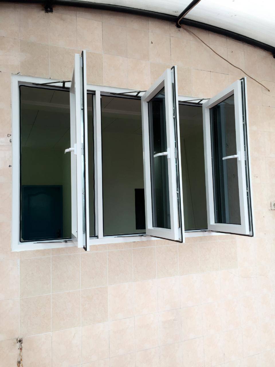 Jendela uPVC – PT. Inti Jaya Indonesia | Jendela uPVC – Pintu uPVC